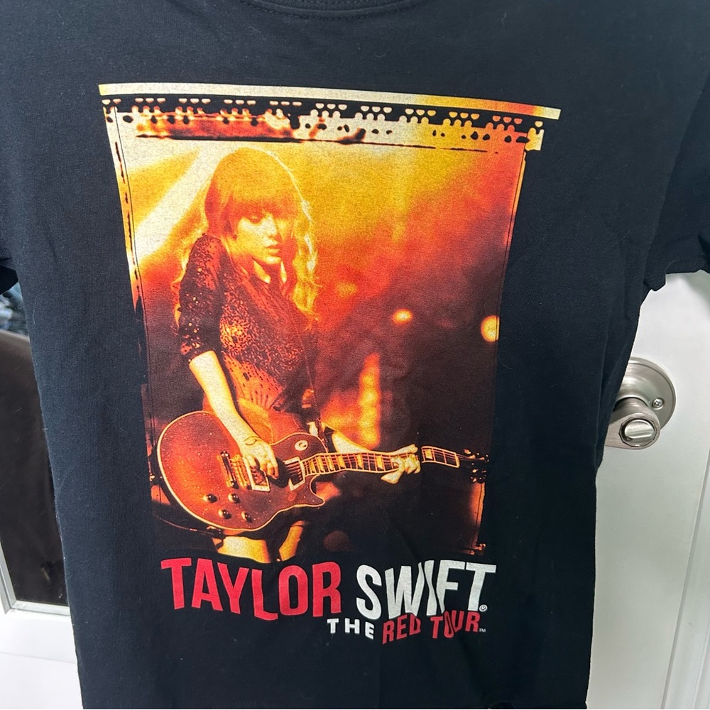 Taylor Swift Red Tour Black Baby Tee - Gem